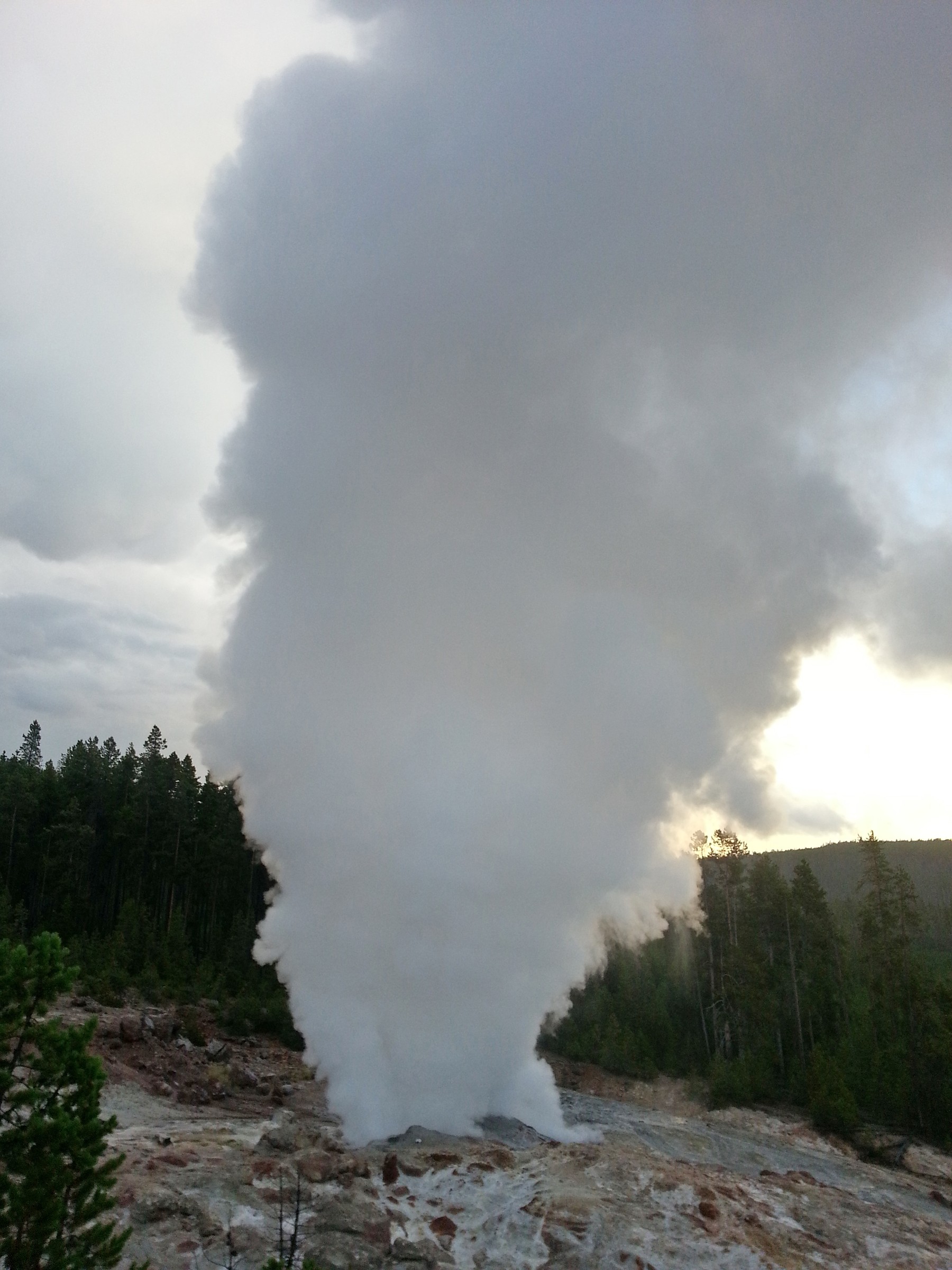 Steamboat Geyser | Natural Atlas