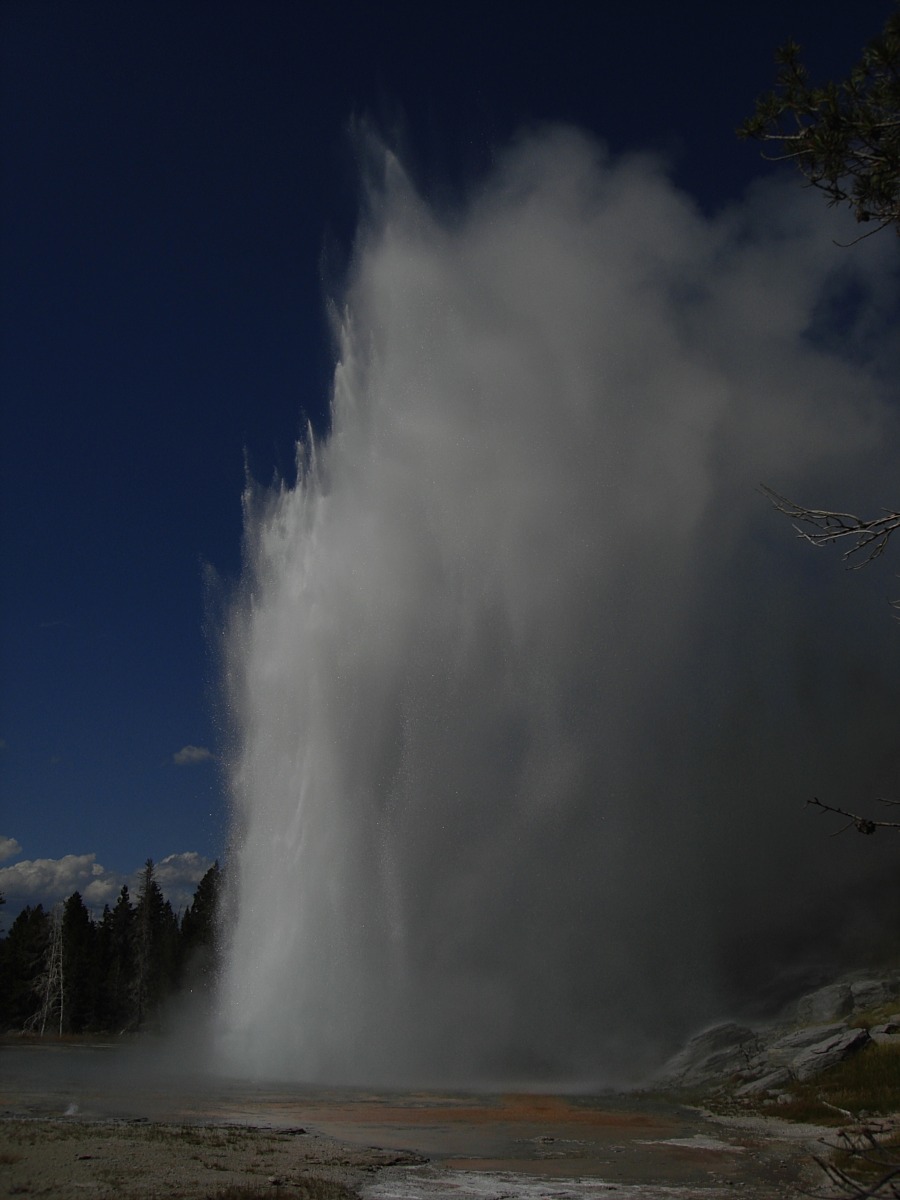 Grand Geyser | Natural Atlas