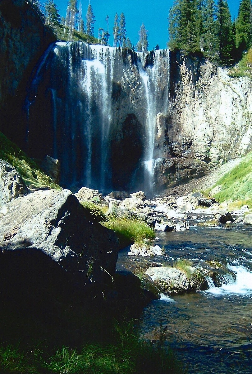 Dunanda Falls | Natural Atlas