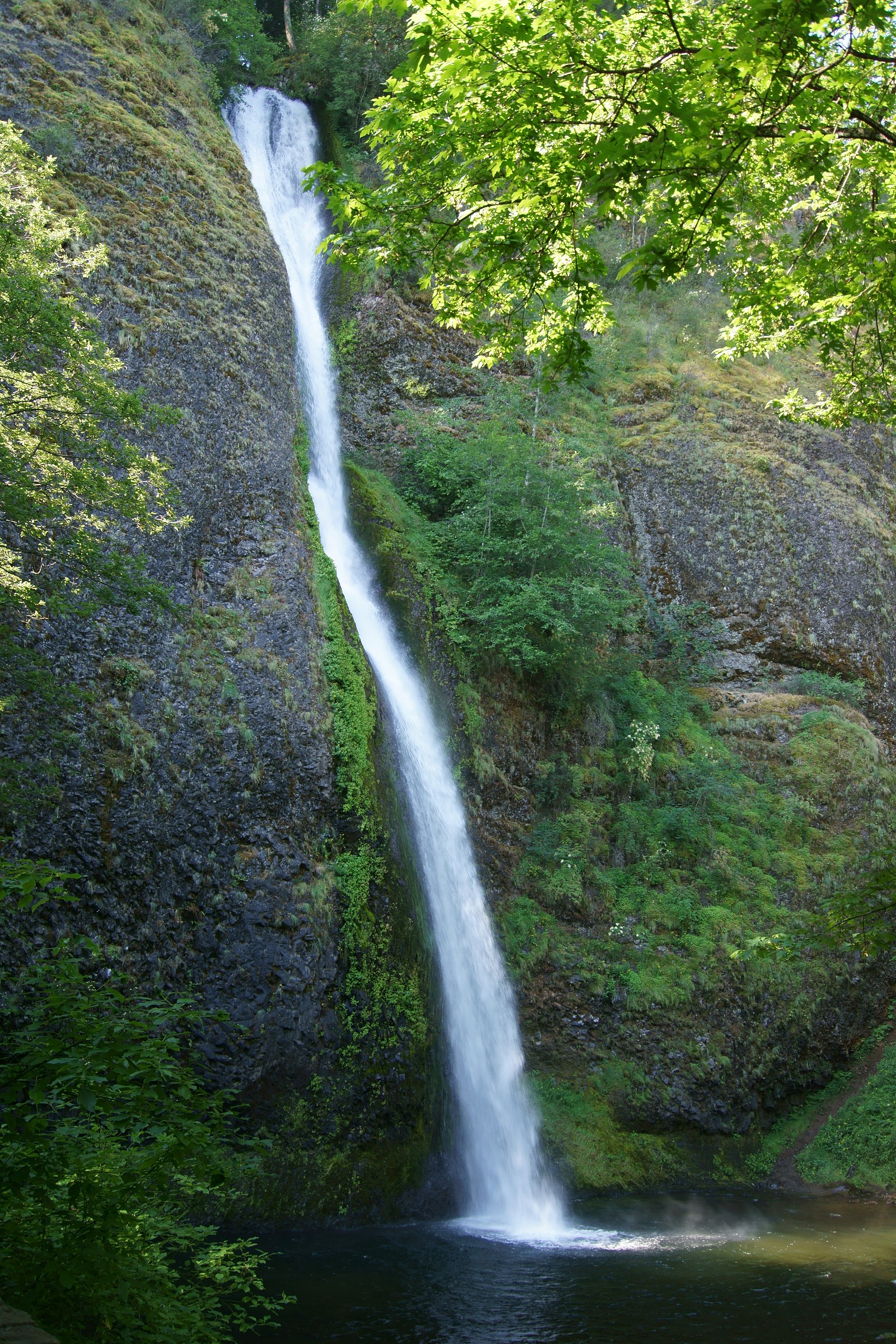 Horsetail Falls | Natural Atlas