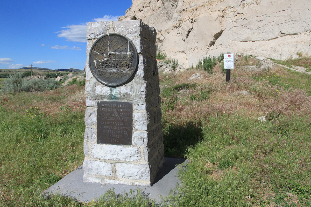 Register Cliff | Natural Atlas