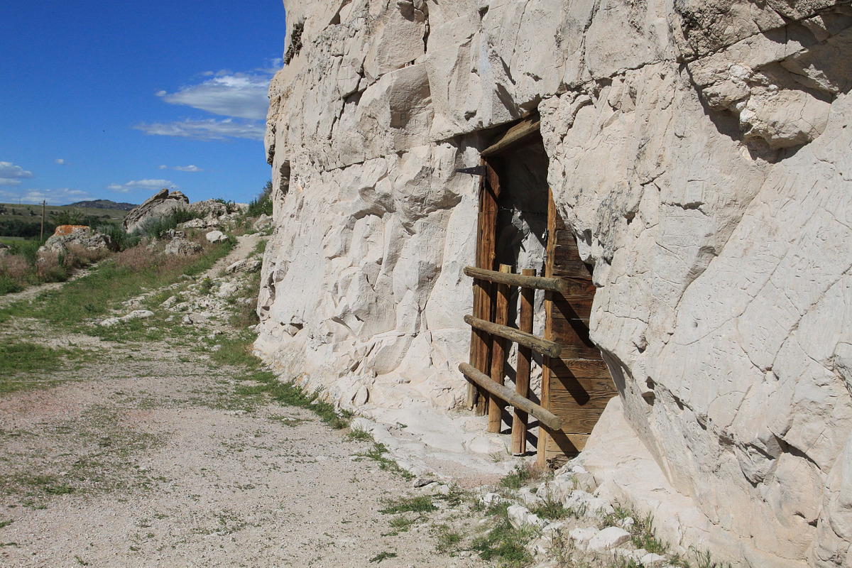 Register Cliff | Natural Atlas