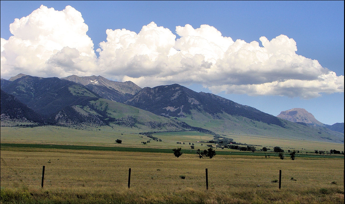 Hilgard Peak | Natural Atlas