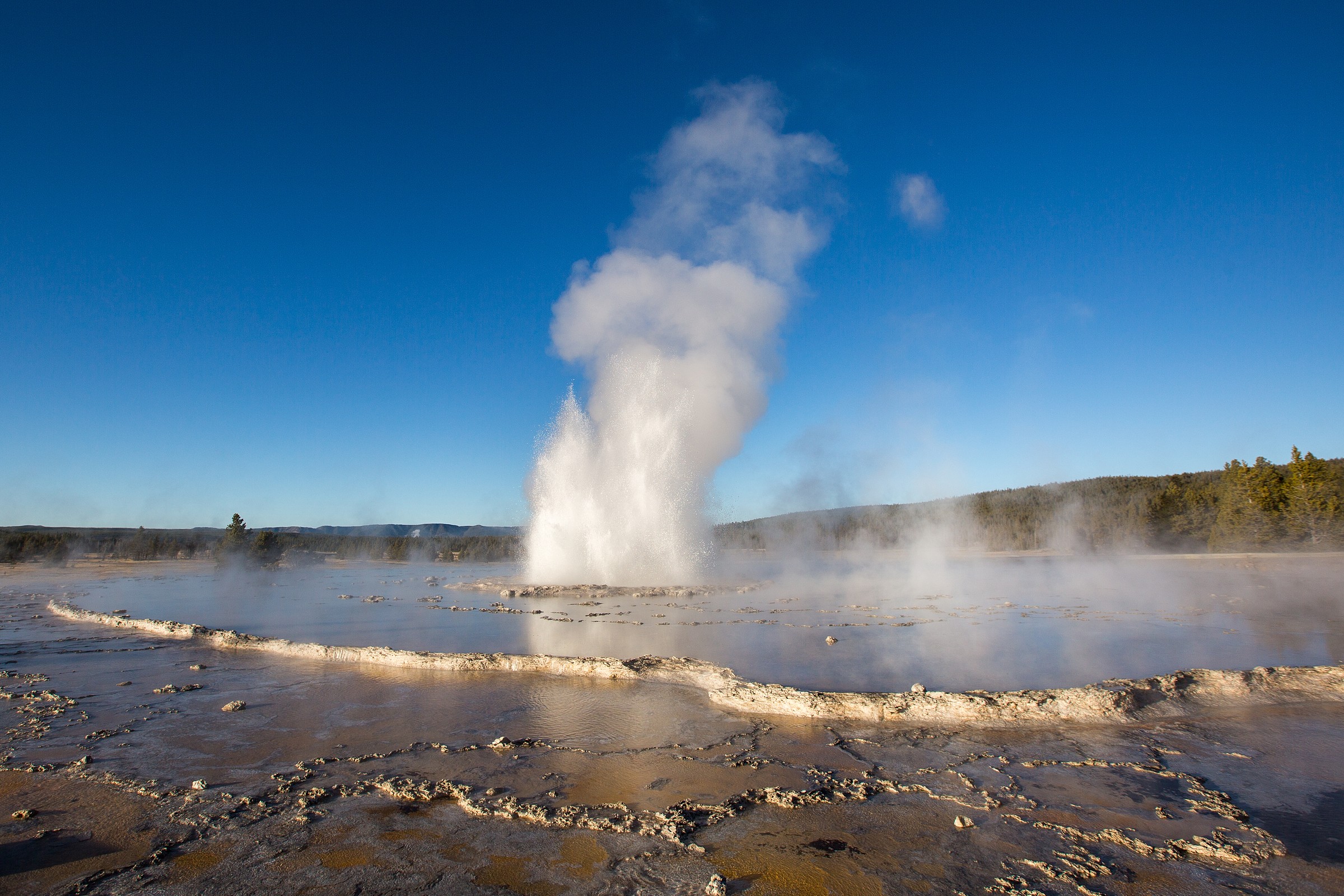 Great Fountain Geyser | Natural Atlas