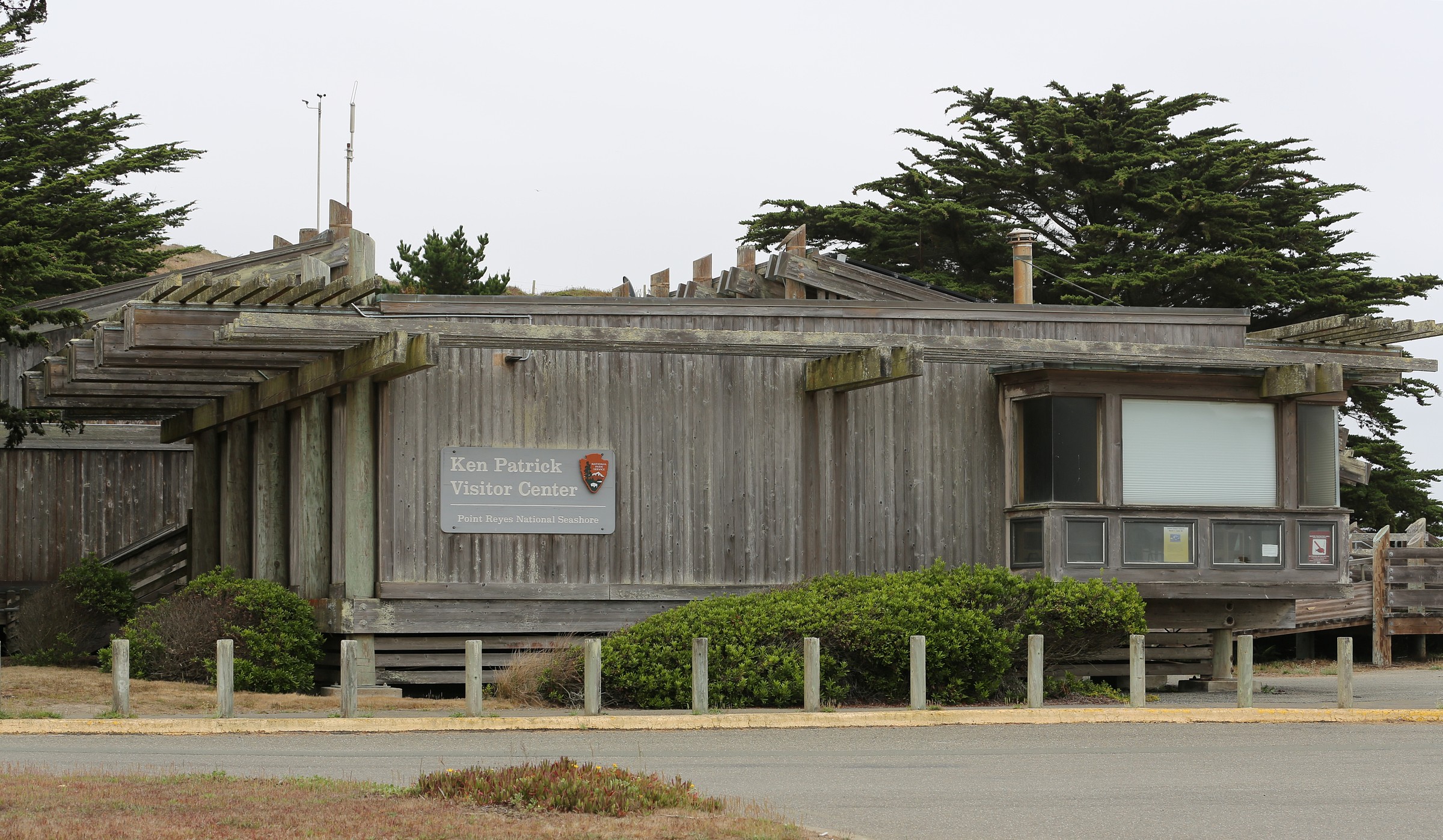 Kenneth Patrick Visitor Center | Natural Atlas