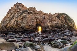 Keyhole Rock | Natural Atlas