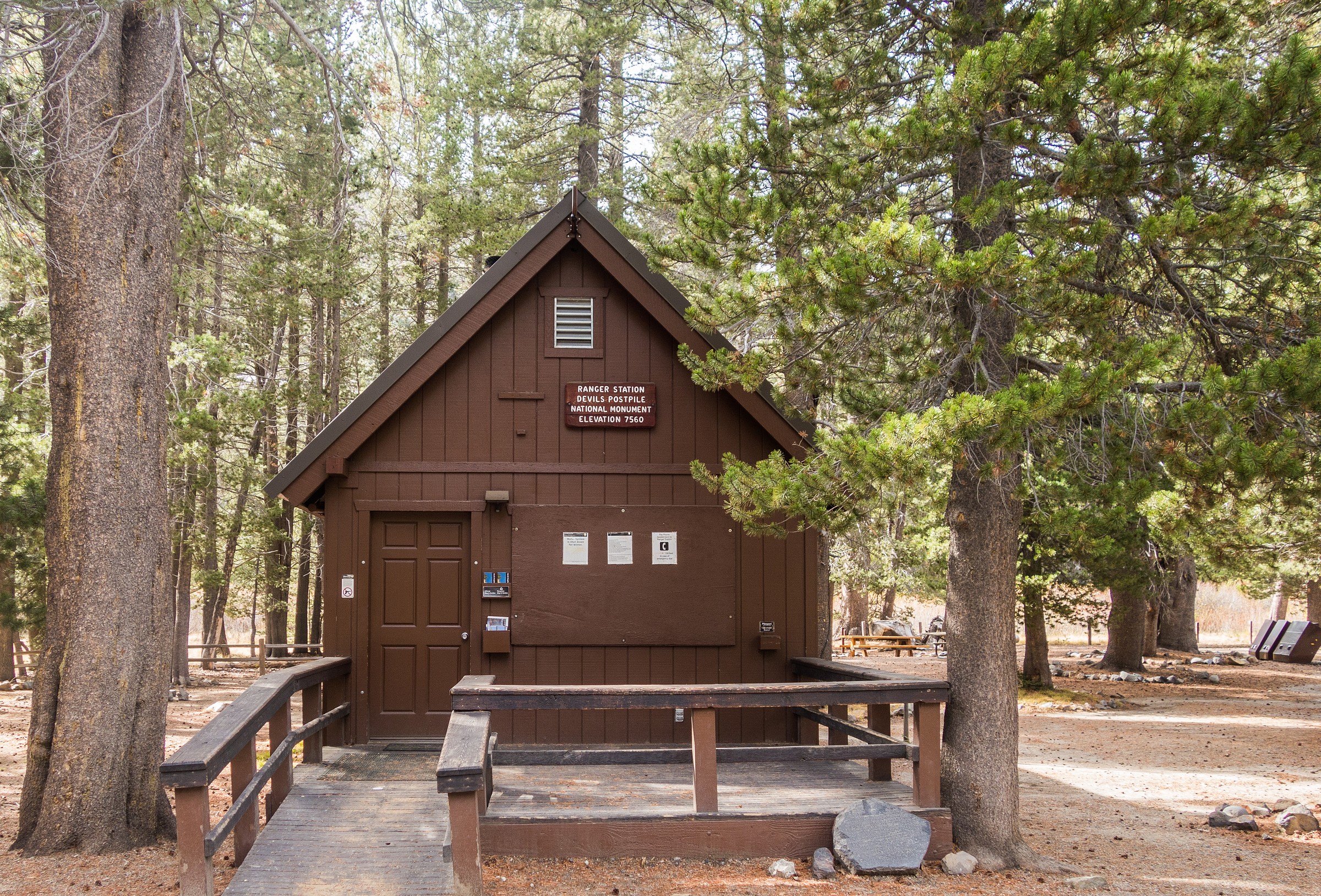 Devils Postpile Ranger Station | Natural Atlas