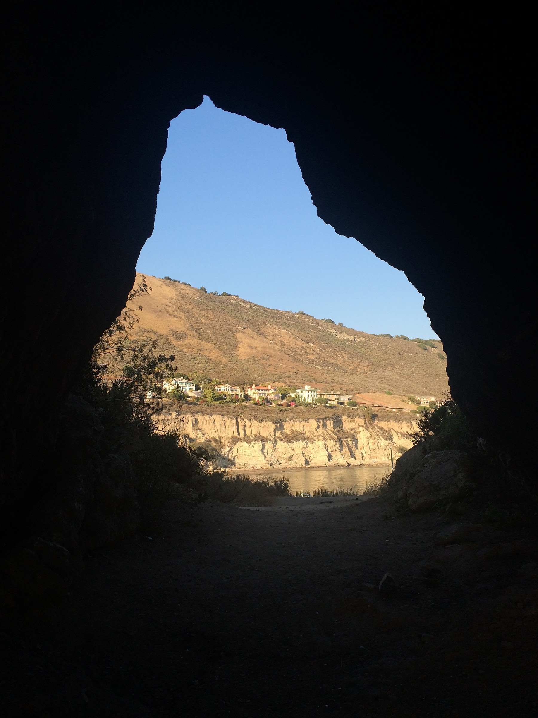 Smugglers Cave | Natural Atlas