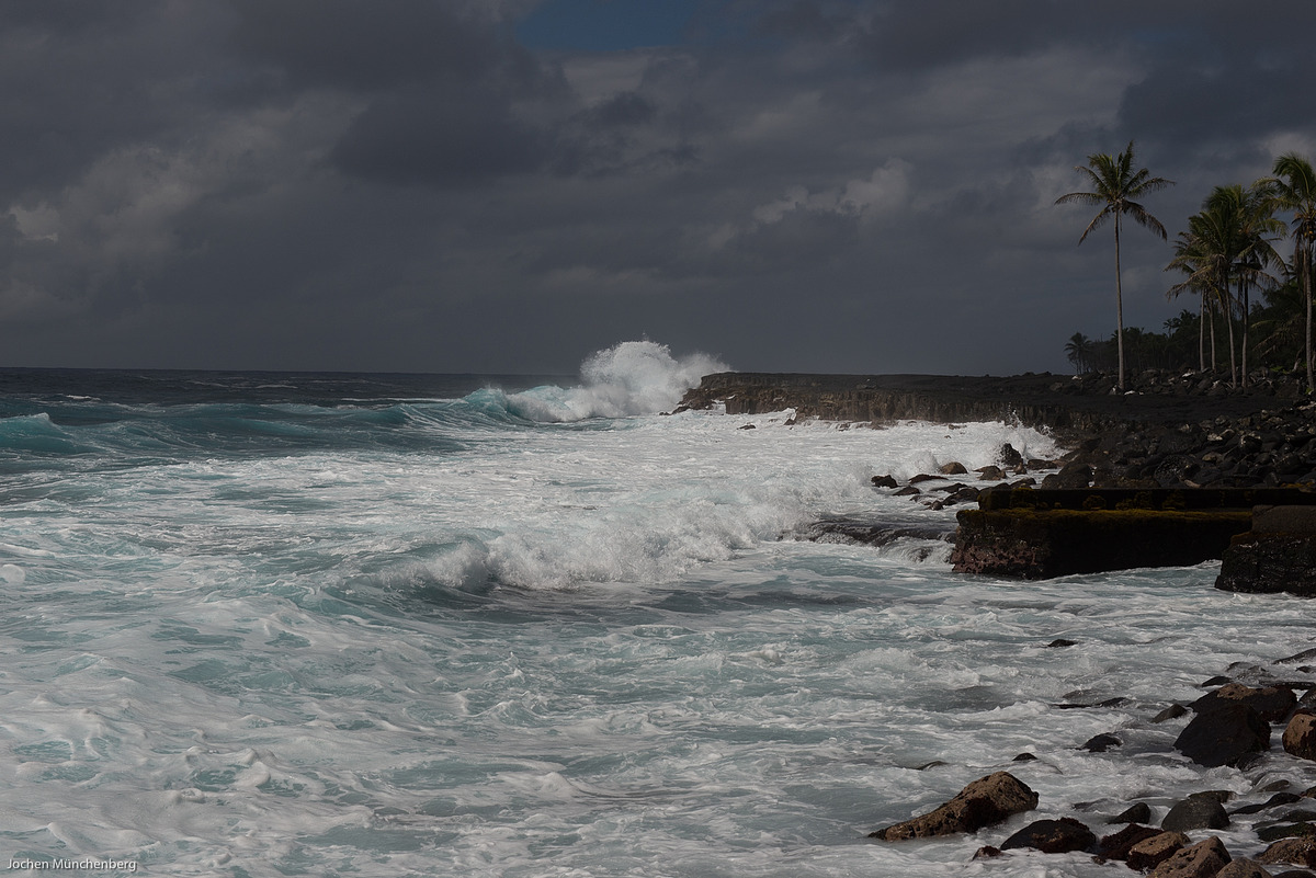 Ahalanui Park Surfing Spot | Natural Atlas
