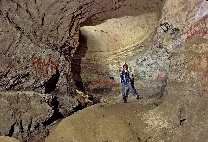 Tongue River Cave | Natural Atlas